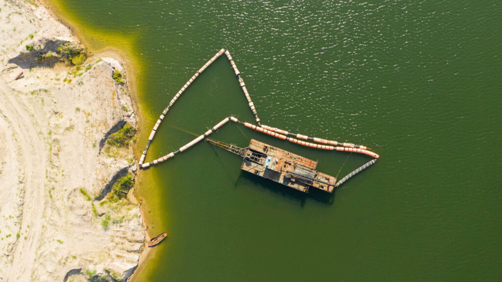 Comprehensive Guide to Connecting Dredge Pipelines