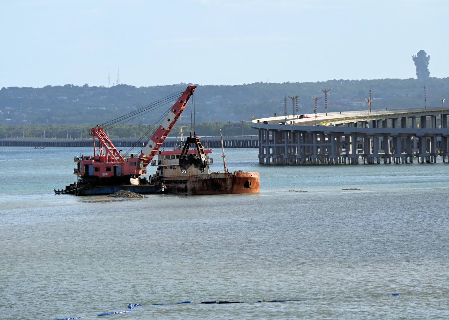 Dredge Boat Operations: Best Practices for Sediment Removal